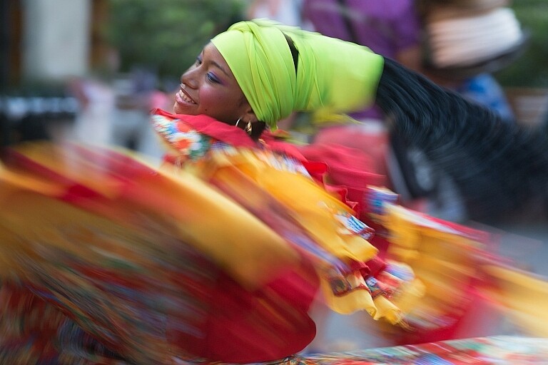 19 Fluid Photos That Represent Dance